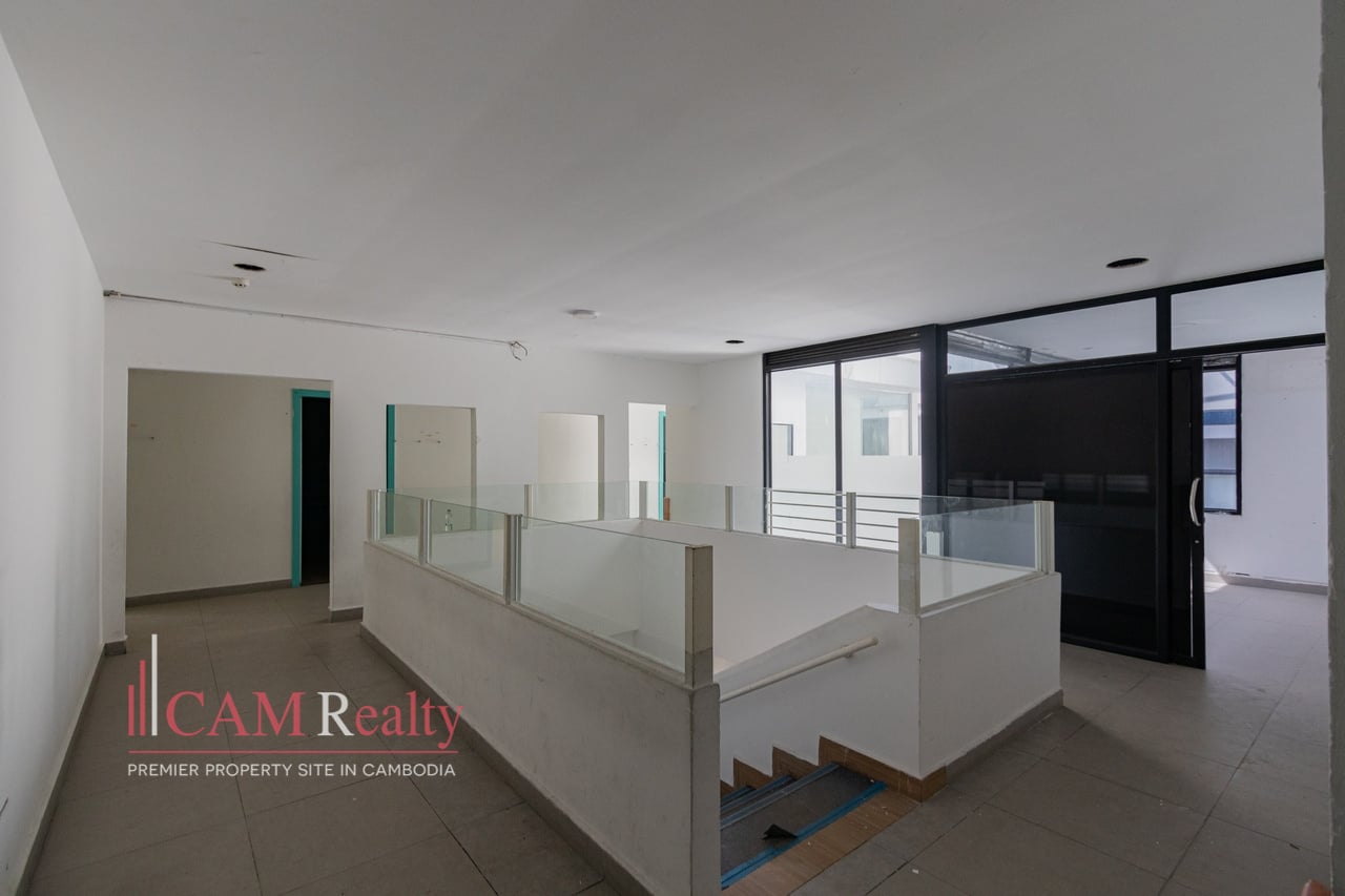 Commercial Building For Rent in BKK1