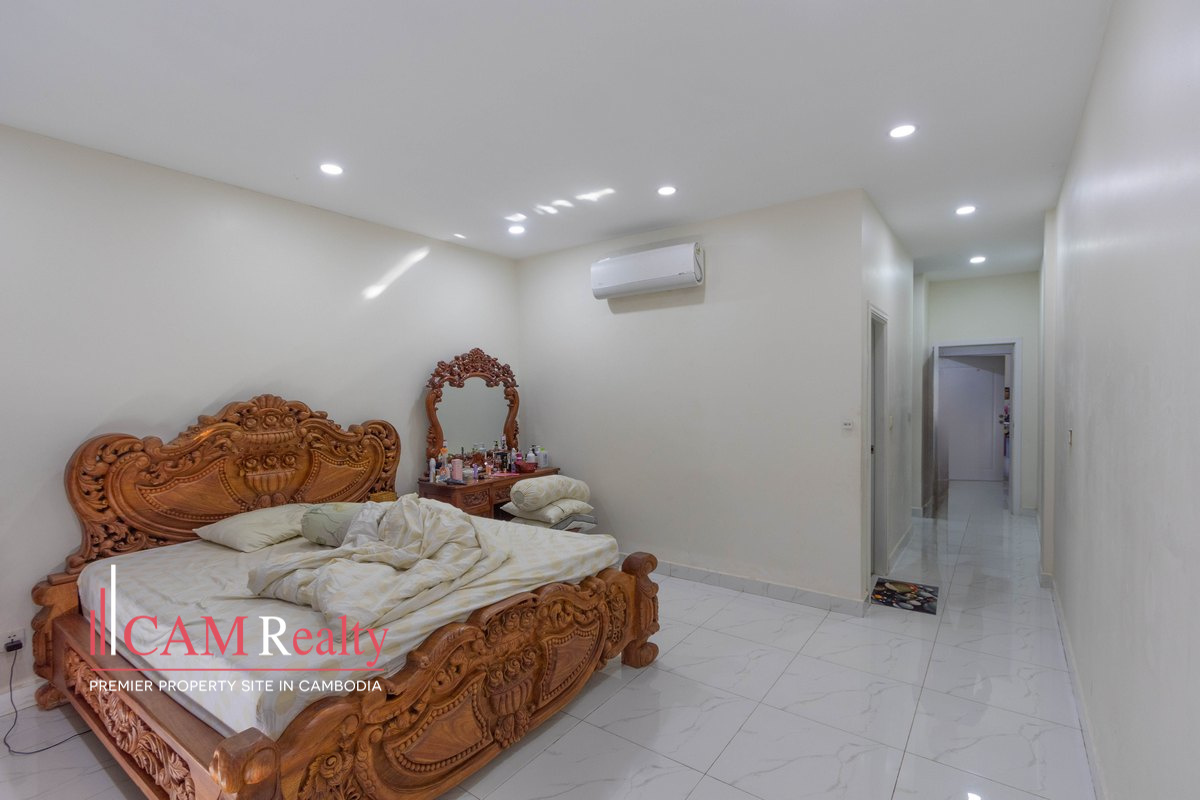 shophouse For Sale in The Woods by Natha Residences