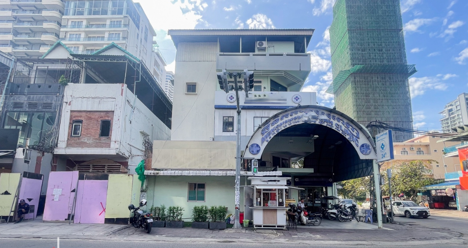 BKK1 Retail Space for Rent