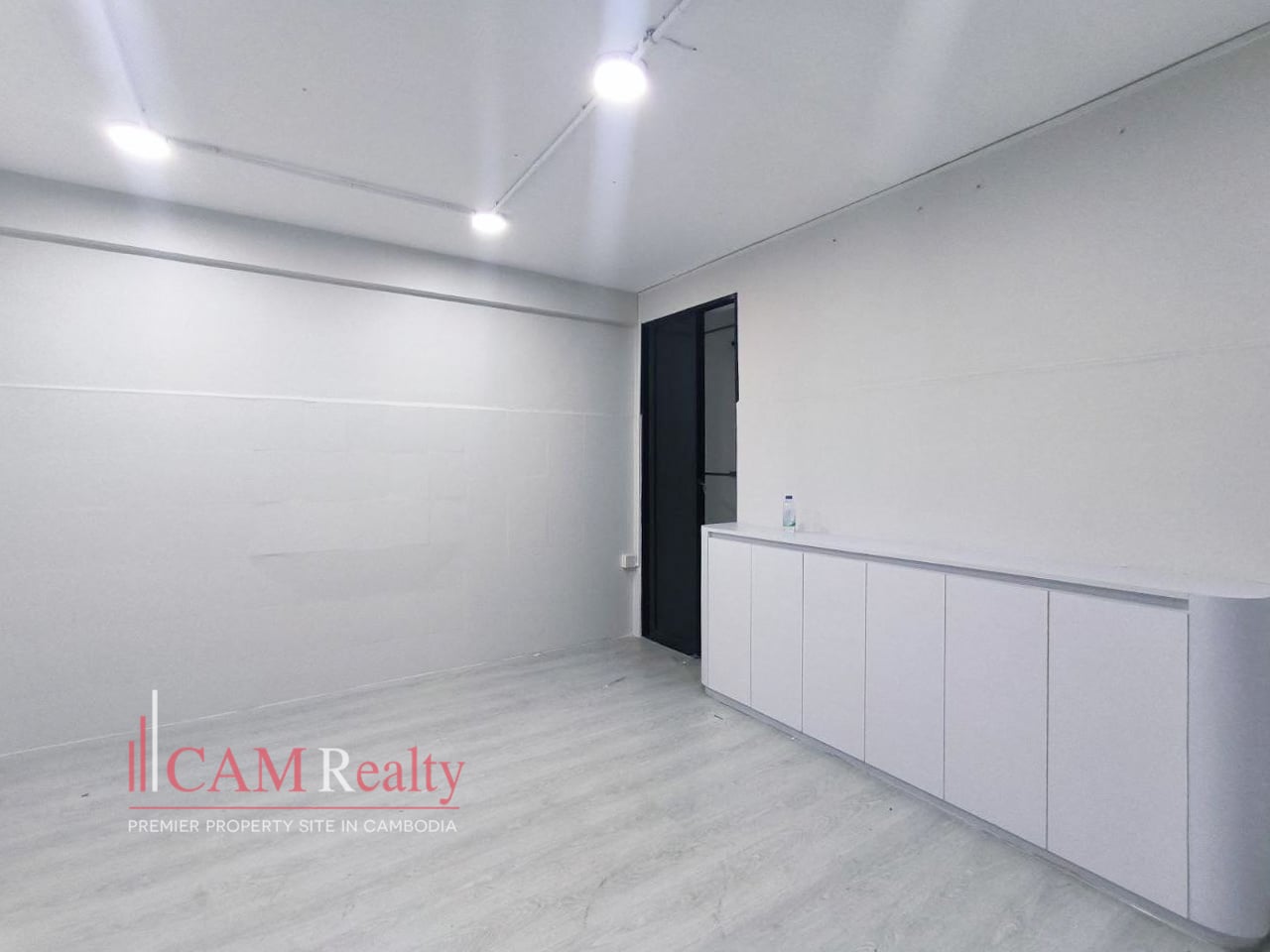 Retail Space For Rent in BKK1